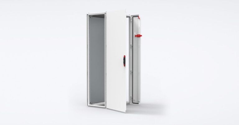 Accesorios para racks: ¿Cuáles son los más necesarios? - Climas de Tablero